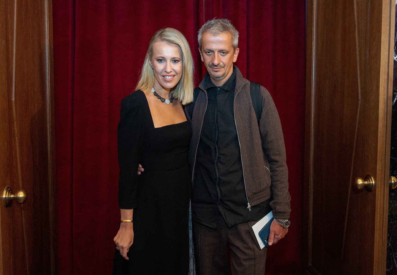 Поцелуй с Ивлеевой, интервью со скопинским маньяком. Зачем Собчак провоцирует хейтеров | StarHit.ru