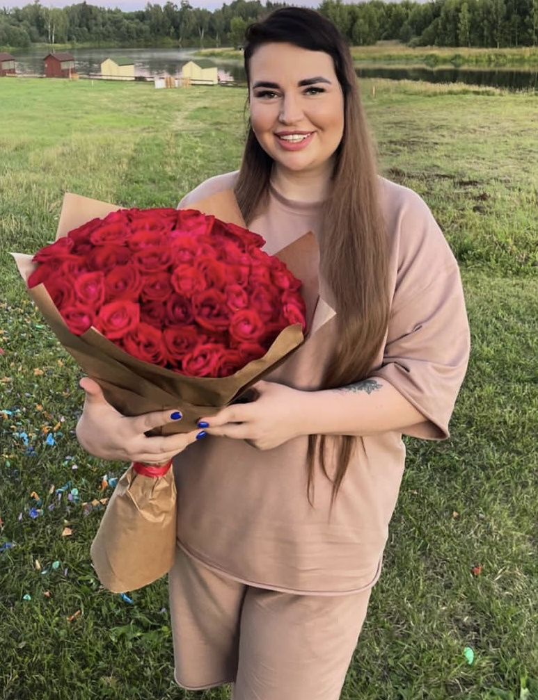 Саша Черно отрезала второй подбородок – неприятные фото из операционной | STARHIT